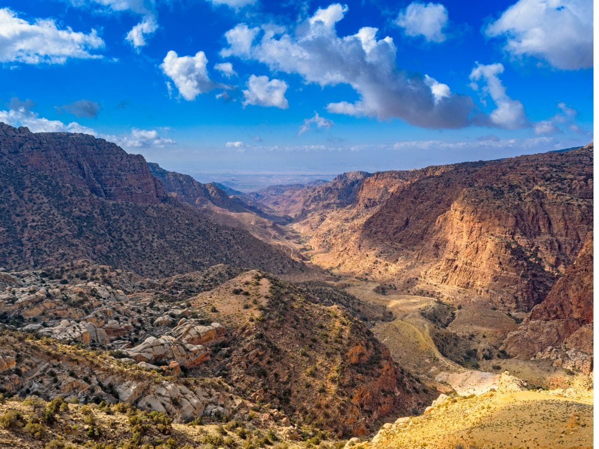 3 Epic Jordan Itineraries: How to Spend 5-Days, 7-Days, and 10-Days in ...