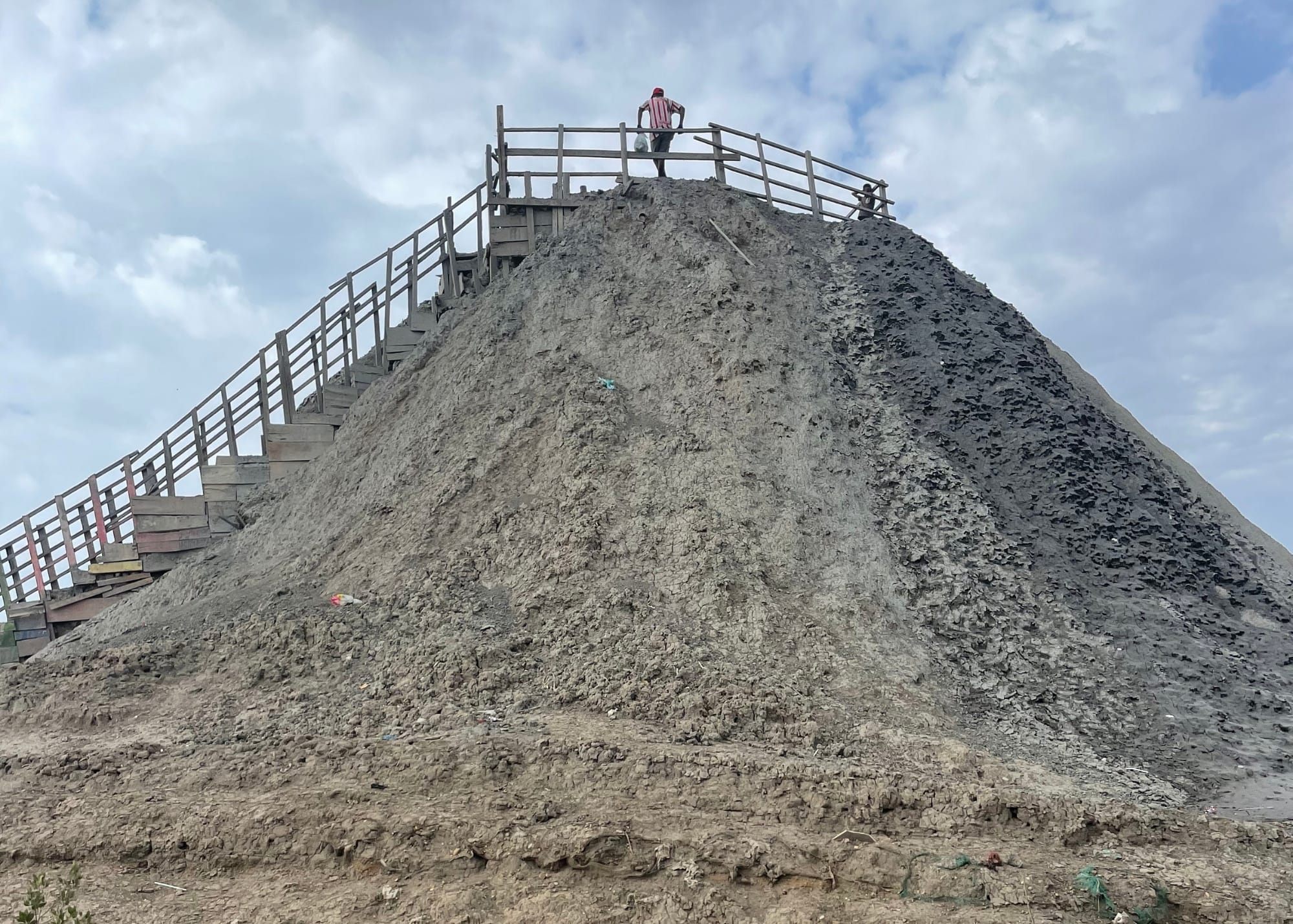 Detailed Volcán del Totumo Daytrip Guide: Cartagena's Mud Volcano (2024)